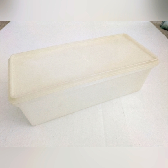 Tupperware | Kitchen | Vintage Tupperware Large Rectangular Container ...